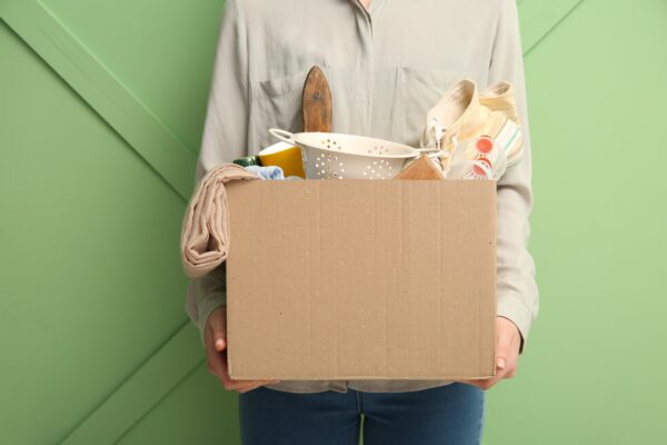 How to Pack Your Kitchen for Moving