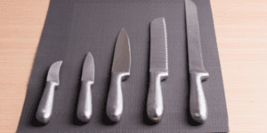 How to Pack Knives for Moving | Guardian Storage